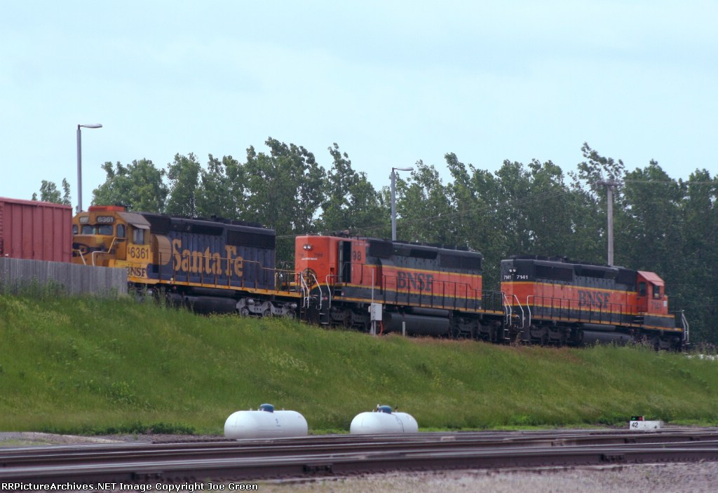BNSF 7141